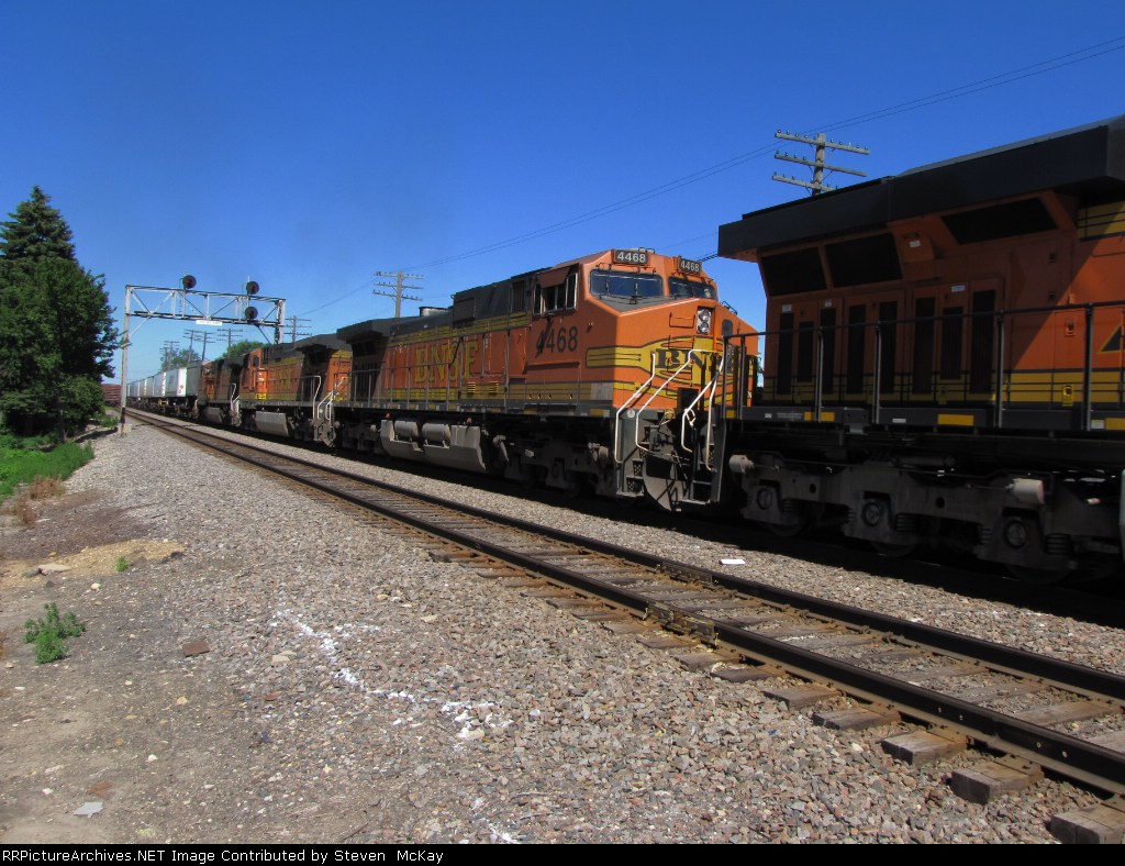 BNSF 4468